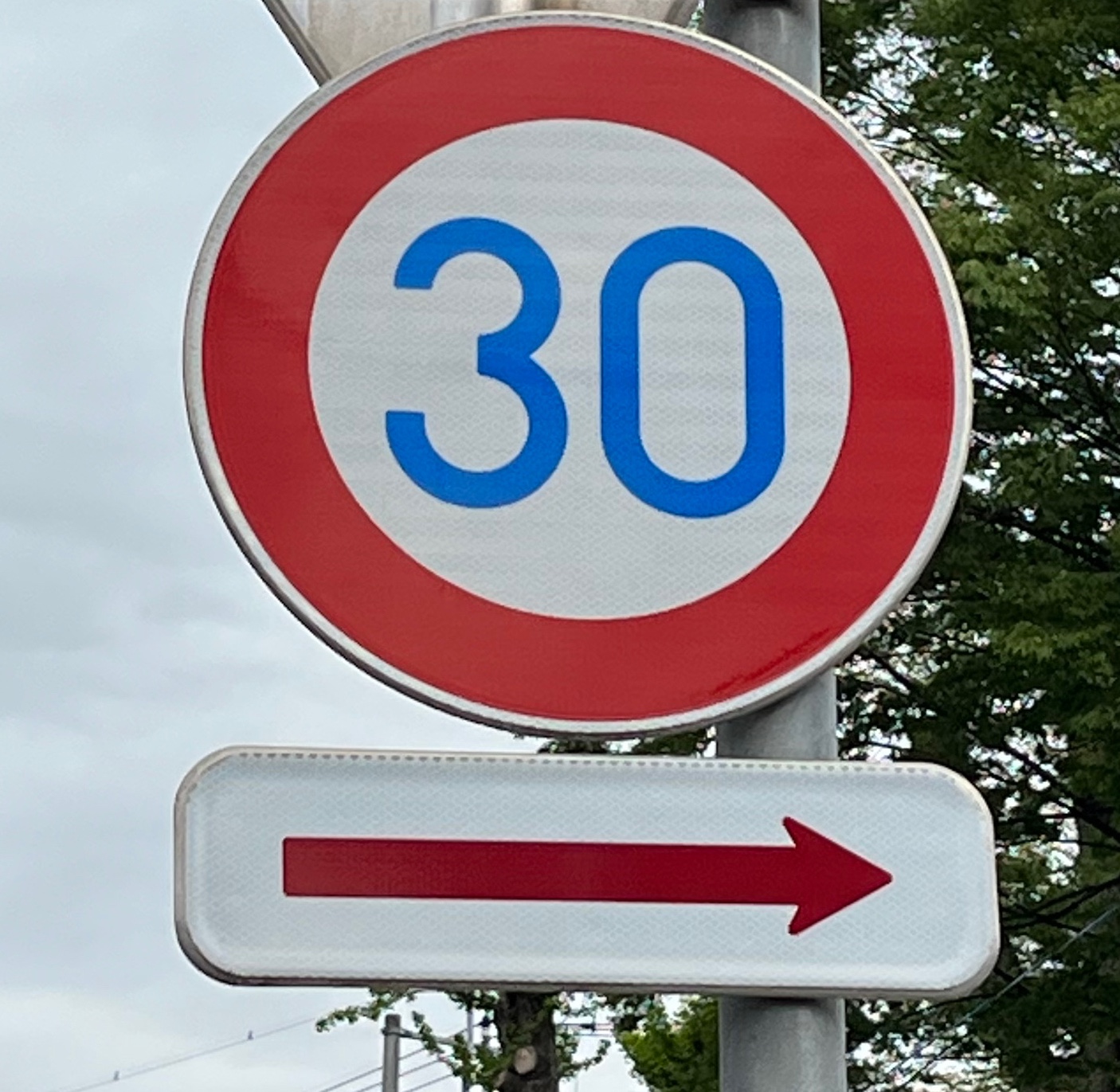 The Five Most Common Road Signs In Japan – Japan Top 10